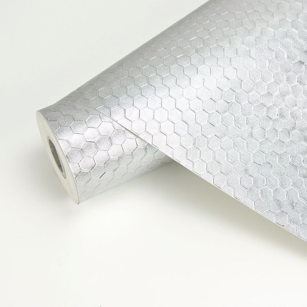 2927-42485 Carbon Silver Honeycomb Geometric Wallpaper – wallcoveringsmart