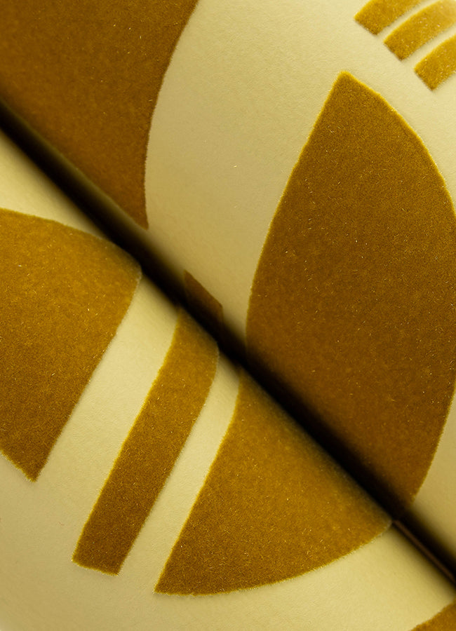 4034-87382 Carter Gold Geometric Flock Wallpaper – wallcoveringsmart