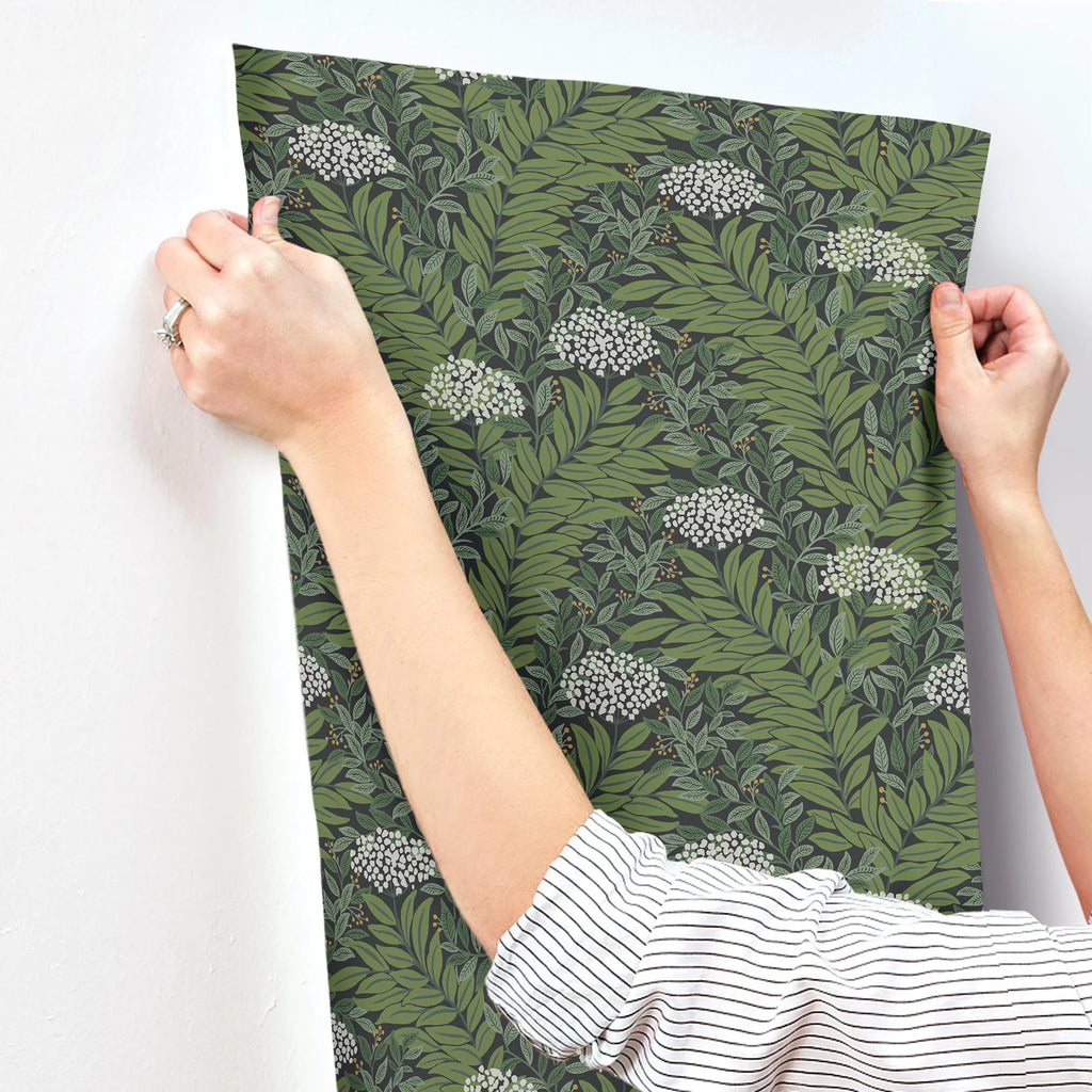 RF7504 Rifle Paper Co. Highgrove Black Wallpaper – wallcoveringsmart