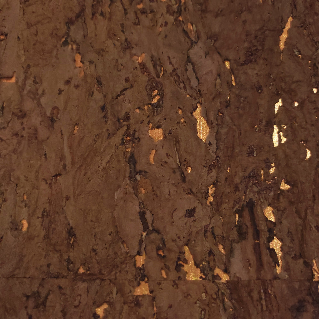 WM820201 Cork Brown Gold Metallic Wallpaper – wallcoveringsmart